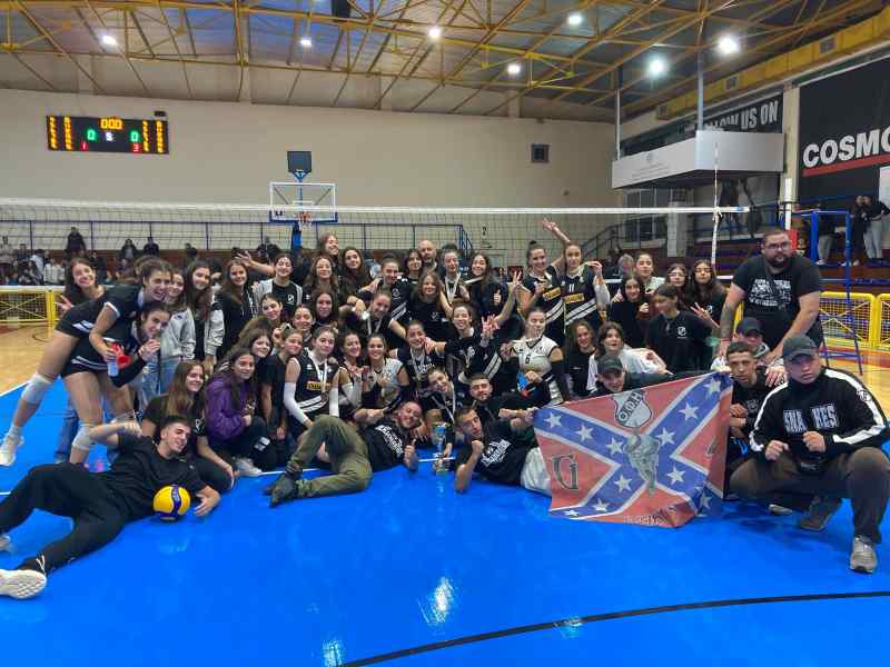 MVP MAGAZINE - ΑΘΛΗΤΙΚΟ ΠΕΡΙΟΔΙΚΟ - Πρώτη κούπα για τα κορίτσια του ΟΦΗ ...